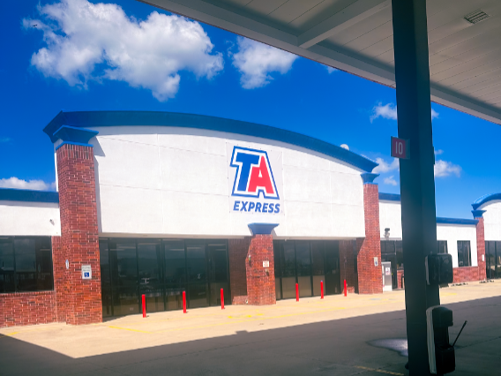 TravelCenters of America Opens TA Express in Savanna, OK